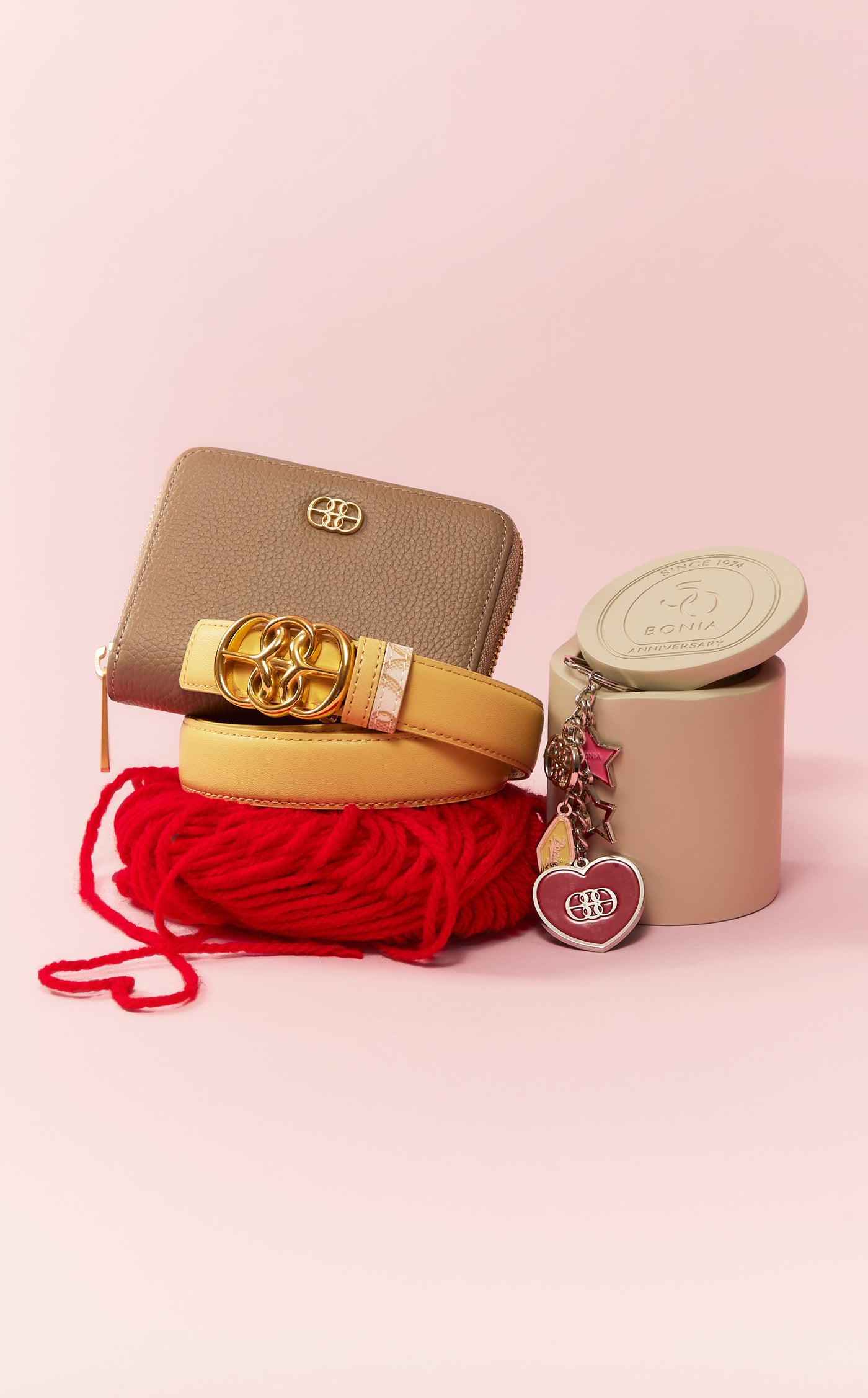 All Tied Up in Love – BONIA
